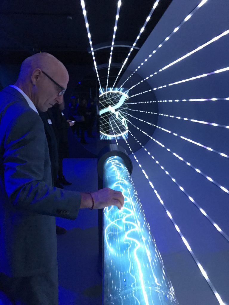 Brilliant Plasma Tube Displays with Glass, Gas & Electricity